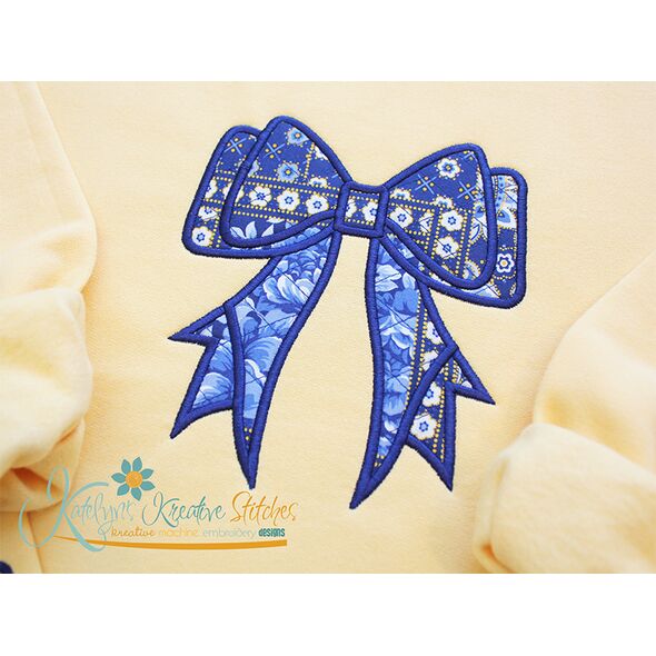 Split Bow Applique for Side Seams